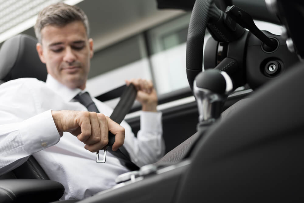 4 Ways to Prevent Car Accidents